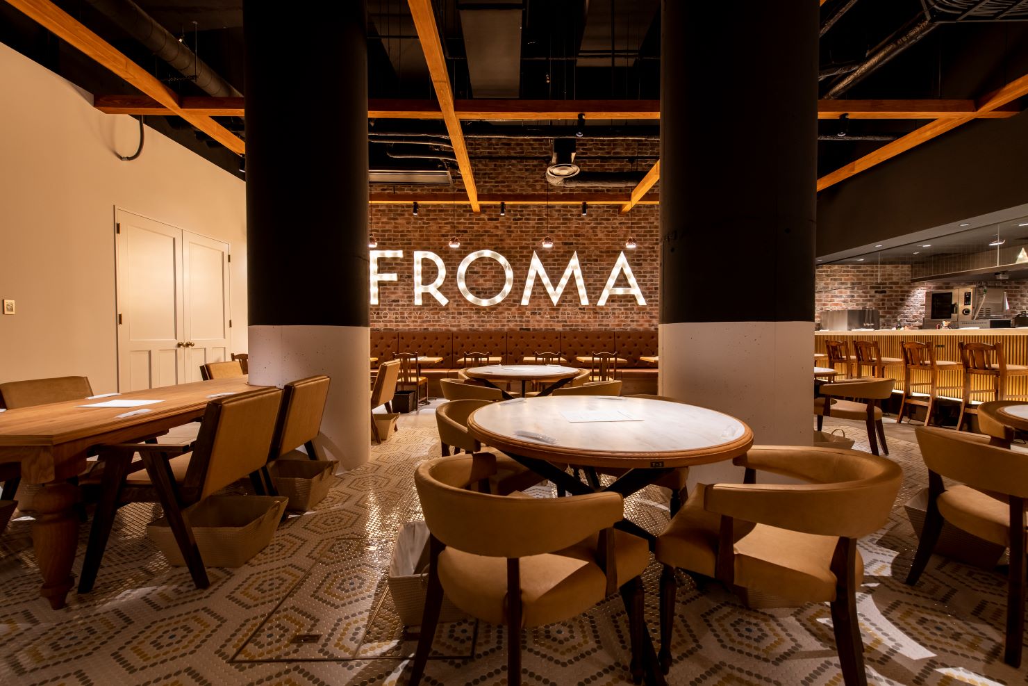 兵庫 restaurant FROMA 神戸国際会館 | レストラン |株式会社 TRANSFORM｜店舗内装・デザイン・設計施工 ...